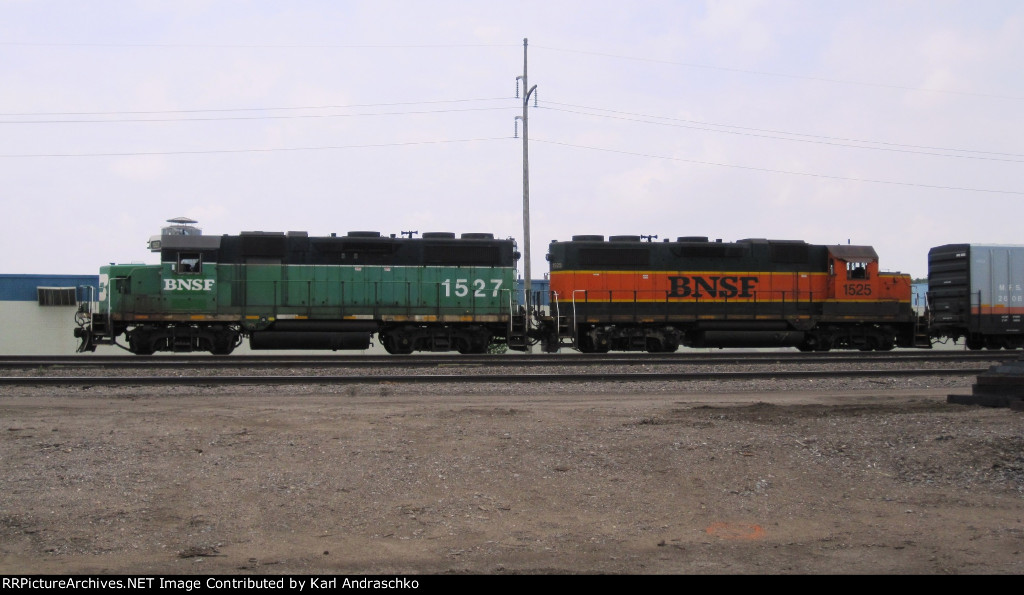 BNSF 1527